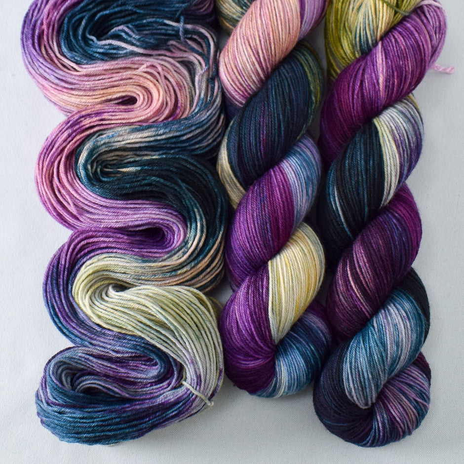 Hand-Dyed Yarns – Miss Babs
